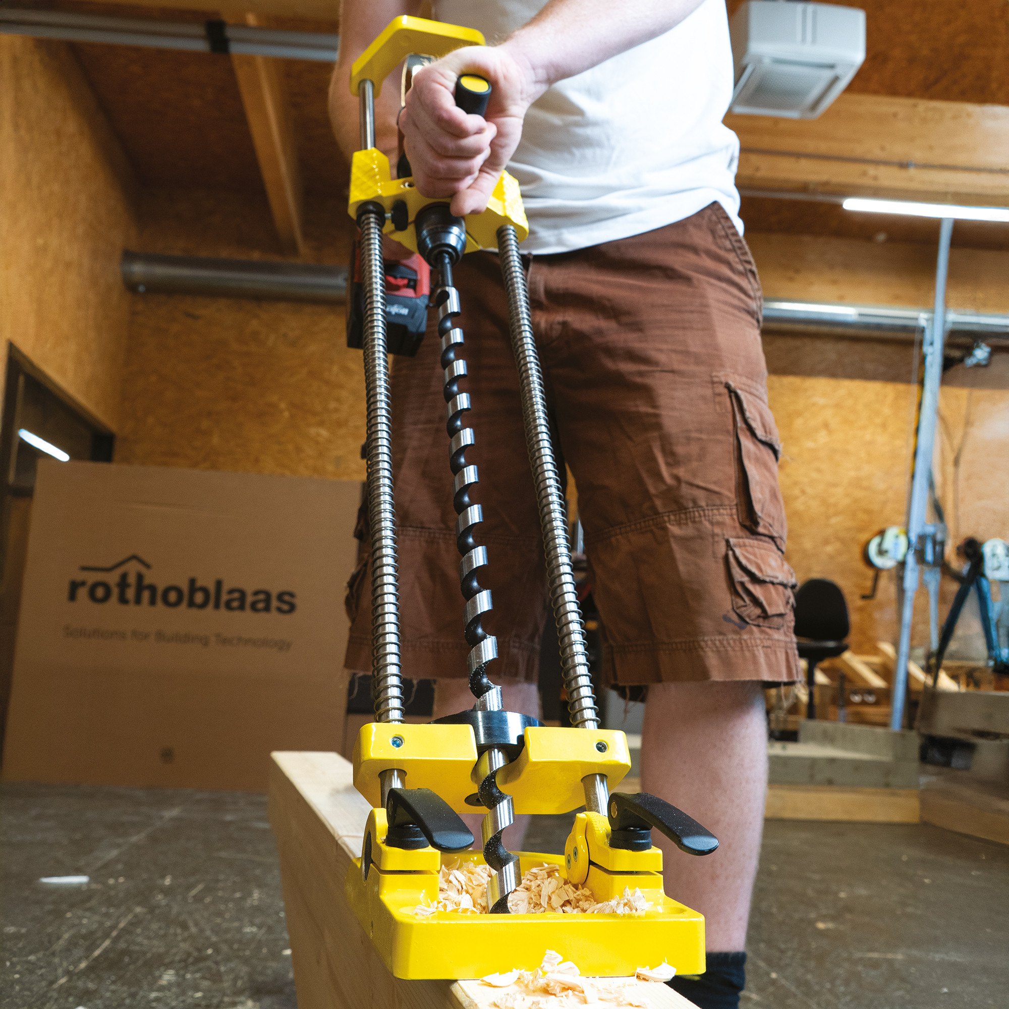 RIGID DRILLING COLUMN | COLUMN | Rothoblaas
